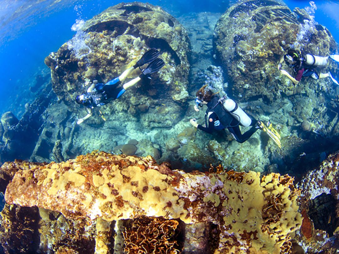 Scuba Diving in Wrecks of the Hispanic - Cuban and North American War ...
