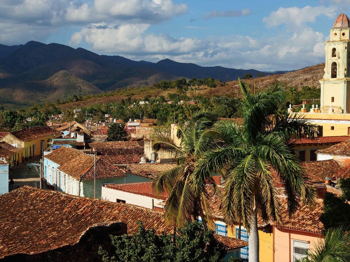 "FUN IN CIENFUEGOS AND HISTORY IN TRINIDAD" Tour. Departure from VARADERO