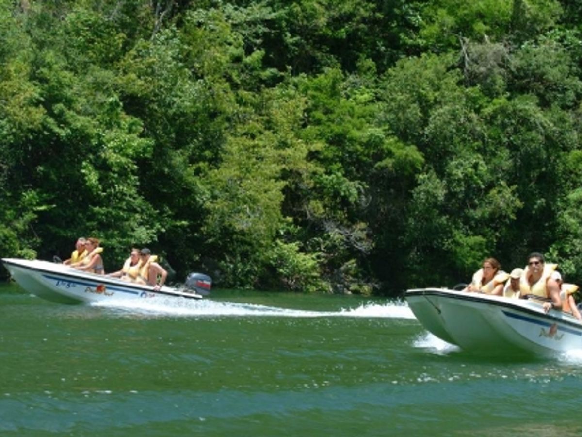 "BOAT RIDE IN CANÍMAR RIVER" Tour. Departure from VARADERO