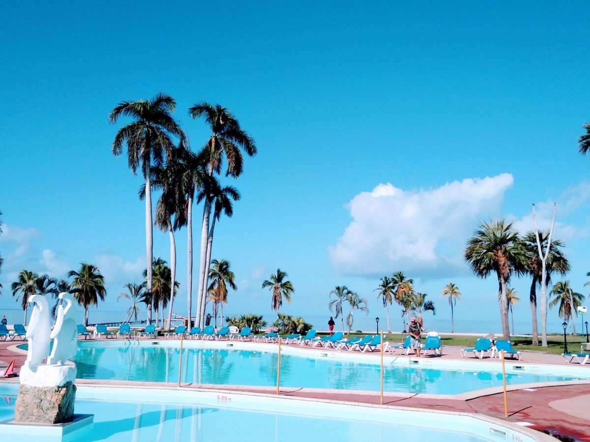 “ISLA DE LA JUVENTUD, AN ISLAND PARADISE TO THE SOUTH OF CUBA BY PLANE ...