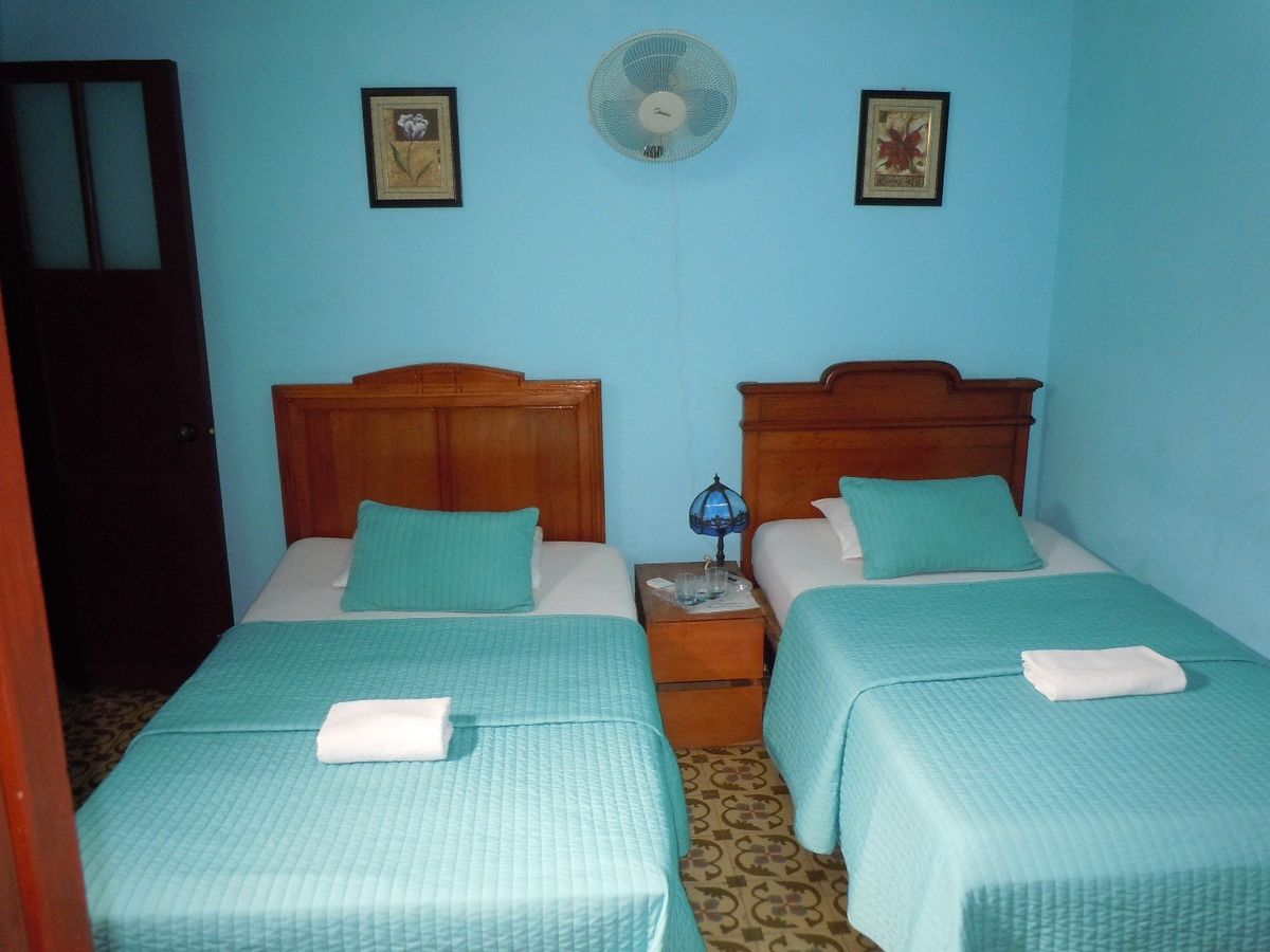 Casa Sarahi. House for rent - Casa Particular in OLD HAVANA