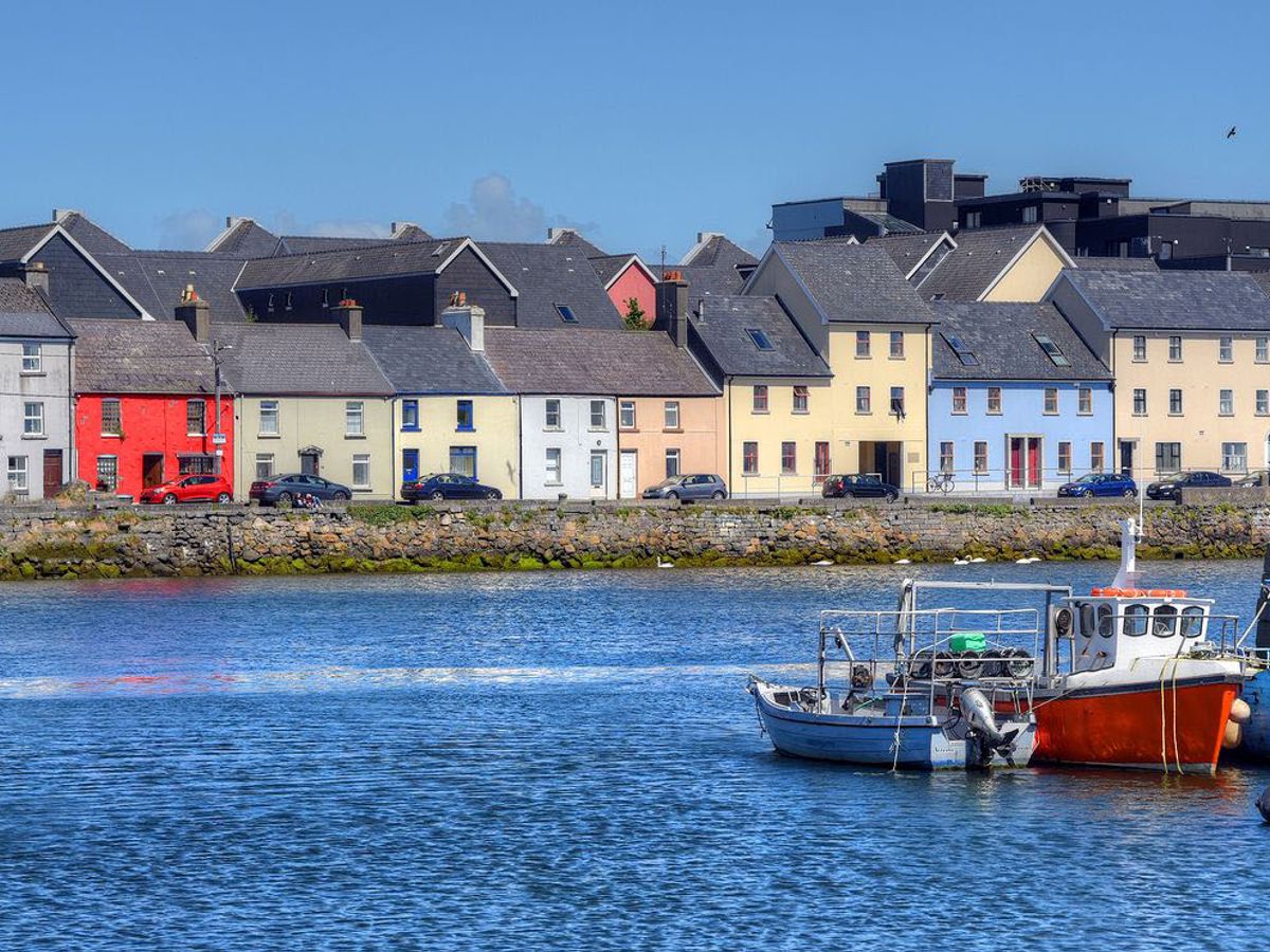 DISCOVER THE UNITED KINGDOM AND IRELAND Group Tour.