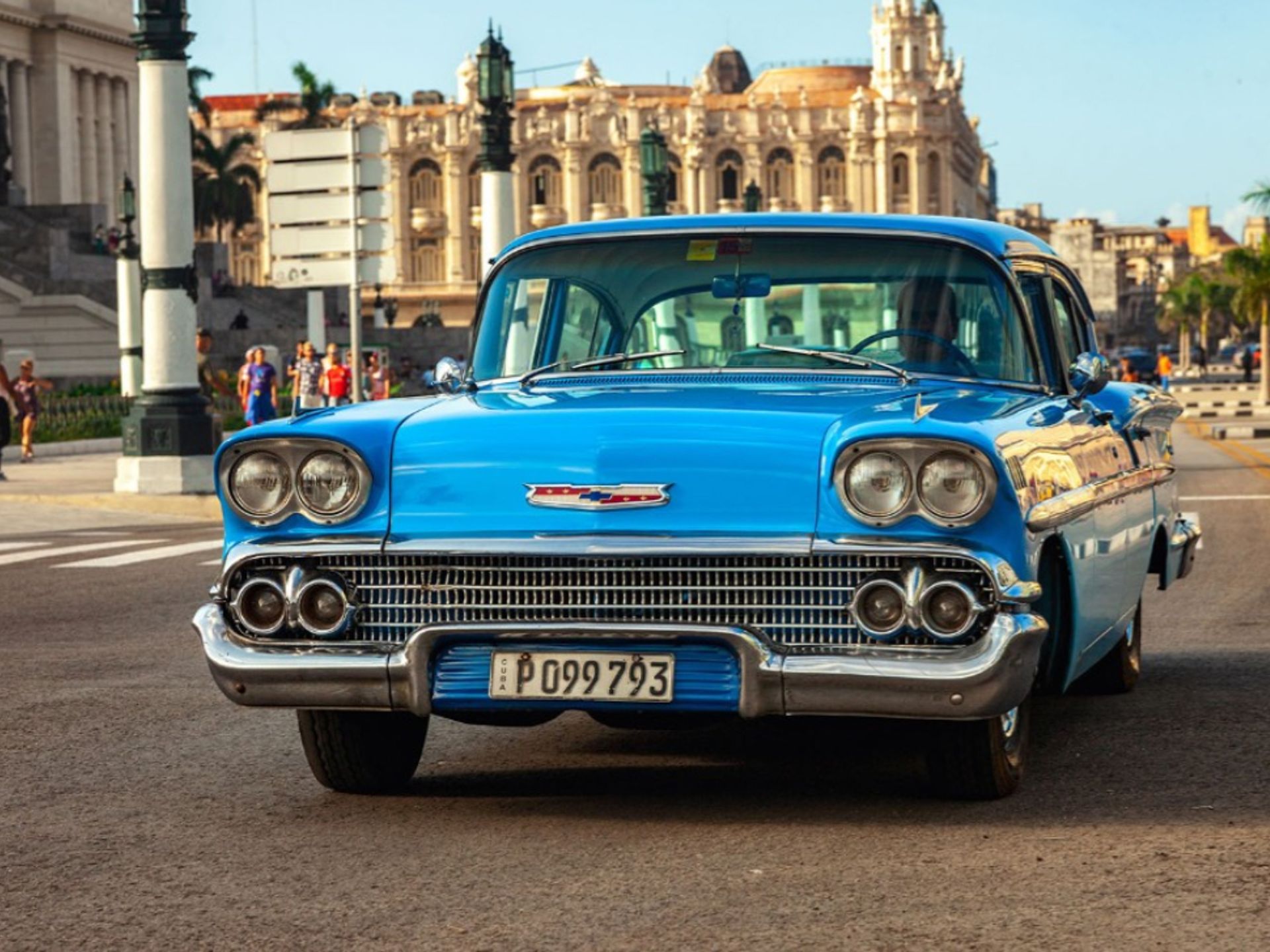 "OLD HAVANA IN AMERICAN CLASSIC CARS (HARD TOP)" Private Tour ...