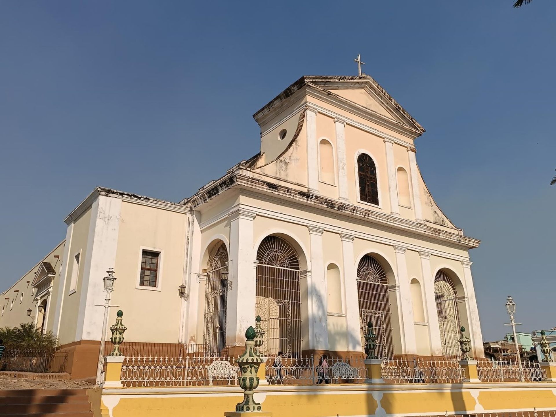 "THREE SEATS FROM TRINIDAD" Tour. Departure from TRINIDAD