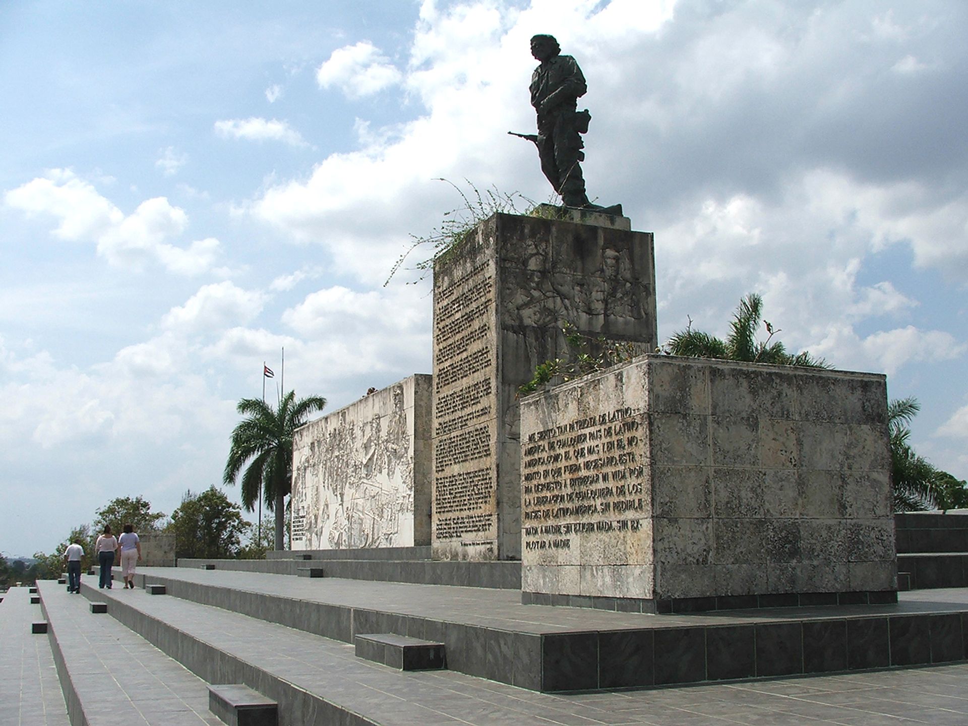 “TRANSFER TO CAYO SANTA MARÍA (ONE WAY) + VISIT TO THE CHE GUEVARA ...