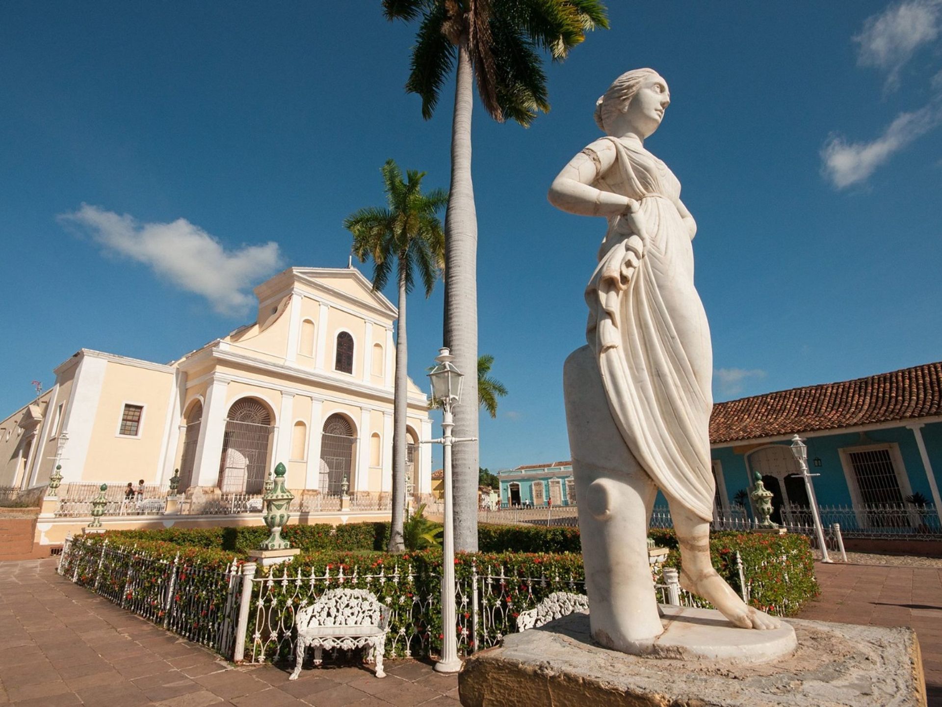 "SPAZIERGANG DURCH TRINIDAD" Tour. Abfahrt von TRINIDAD