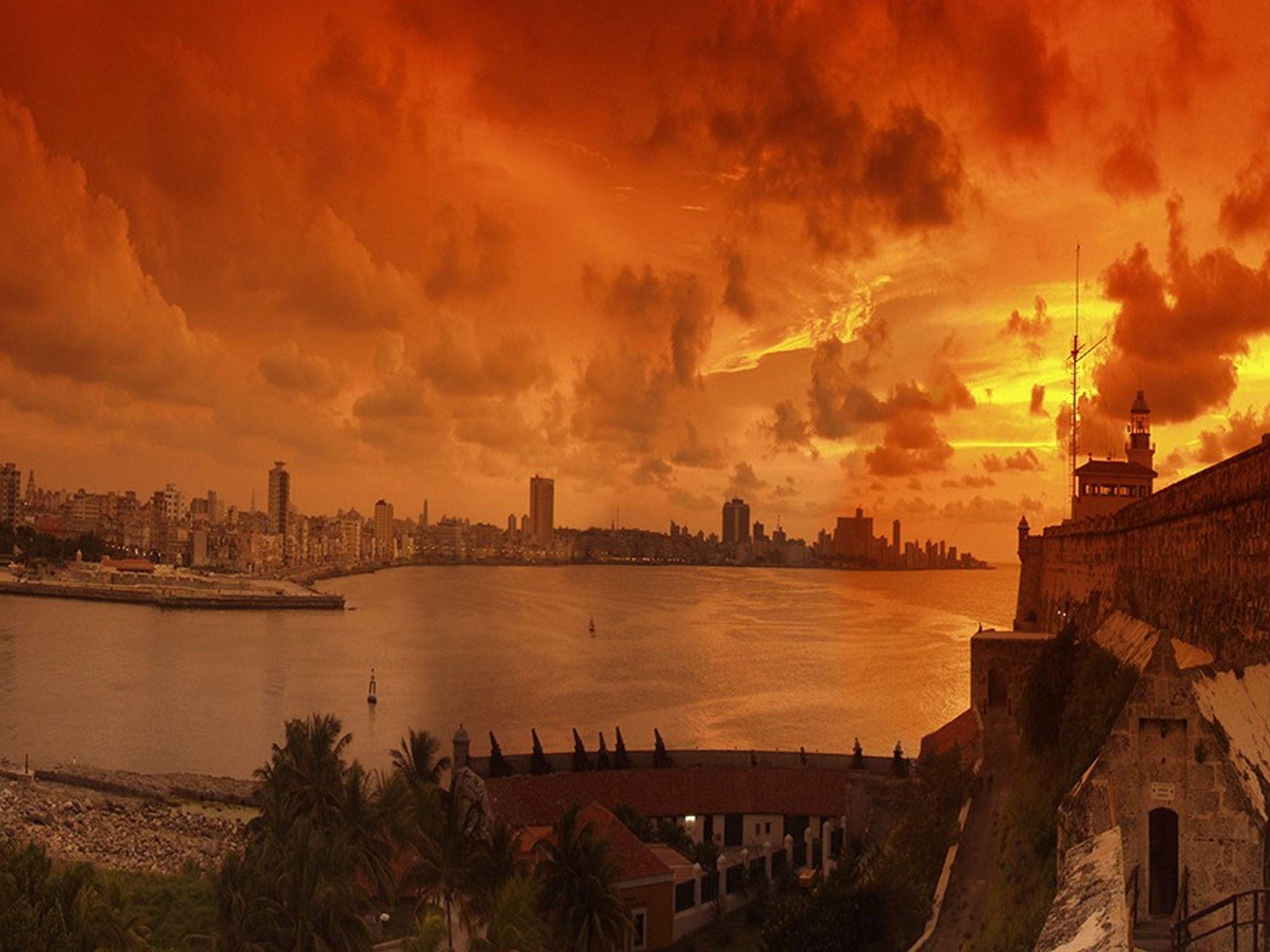 “HAVANA BY NIGHT” Tour. Departure from HAVANA
