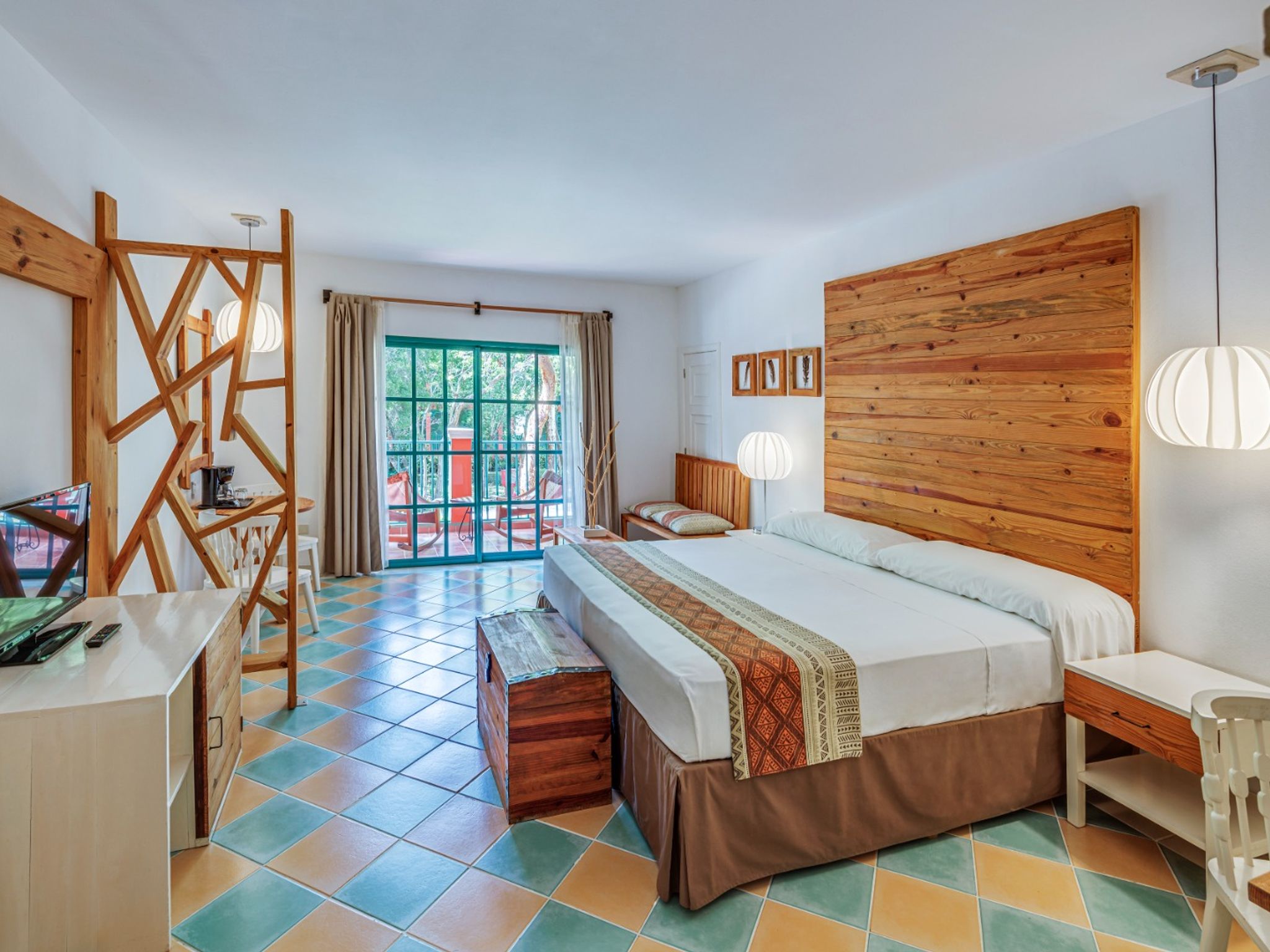 TURQUESA BEACH RESORT Hotel, PLAYA PESQUERO. Deals & Photos 2025