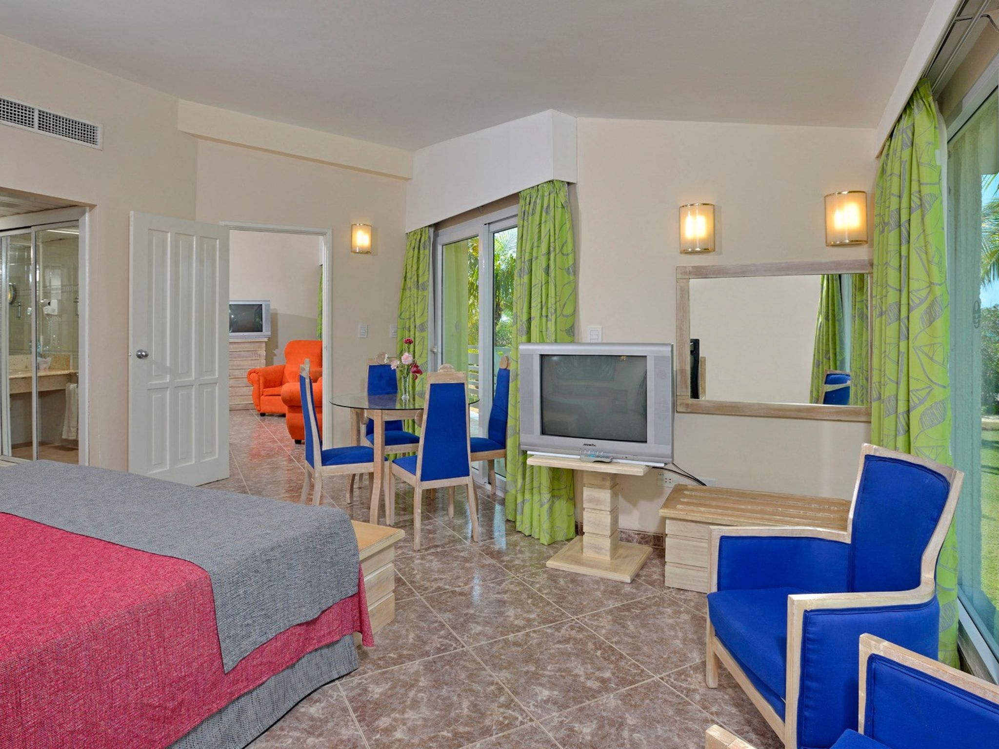 SOL CAYO COCO ALL INCLUSIVE Hotel, CAYO COCO. Deals & Photos 2025