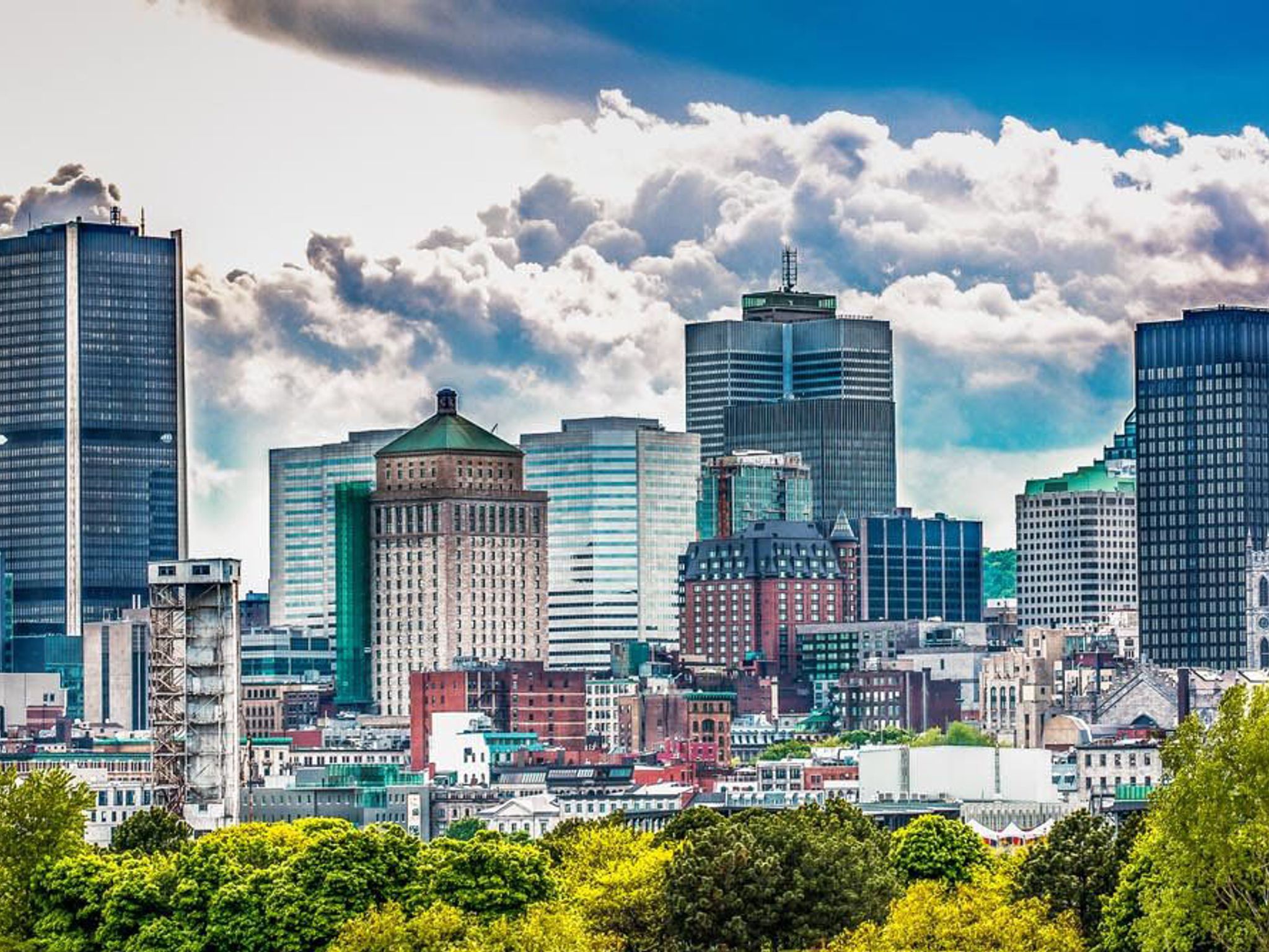 CANADIAN CAPITALS AND LANDSCAPES: CANADA, NIAGARA AND CHICAGO Group Tour.