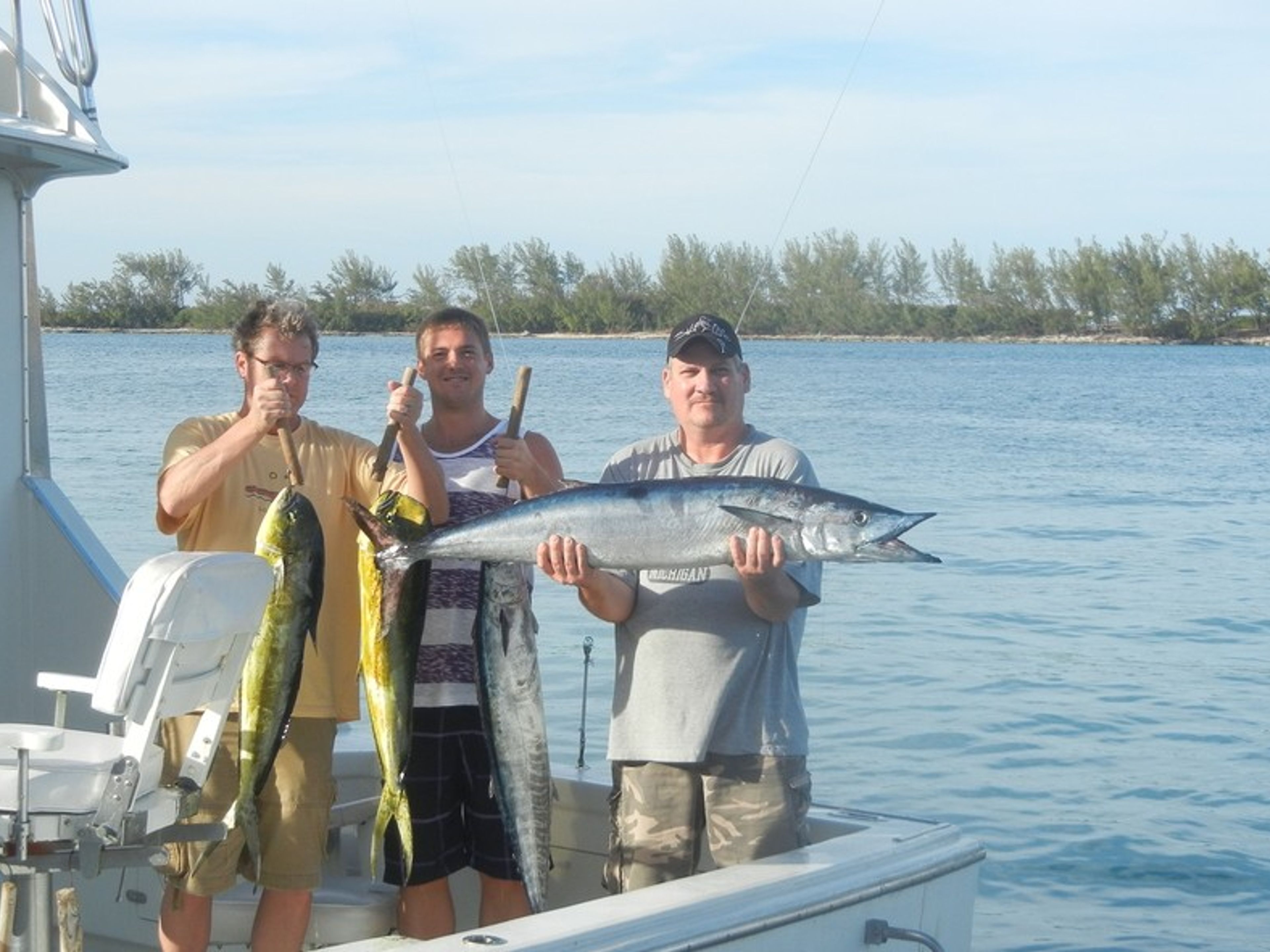 “BOTTOM FISHING IN HAVANA” Tour. Departure from HAVANA