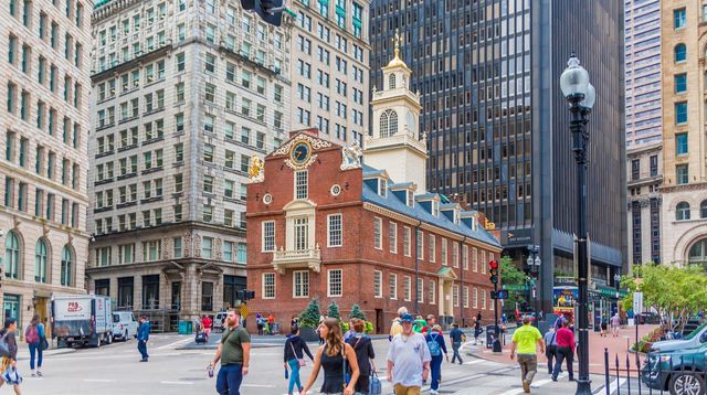 NEW YORK, BOSTON AND CANADA Group Tour.
