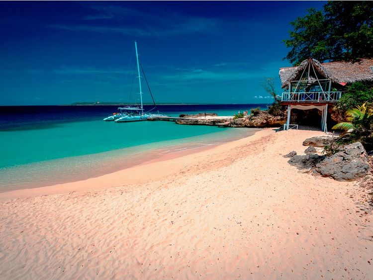 Excursión “CAYO SAETÍA EN CATAMARÁN, UN PARAÍSO EN EL CARIBE”. Salida ...