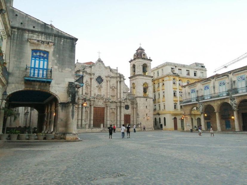 "COLONIAL ROUTE" Tour. Departure from OLD HAVANA