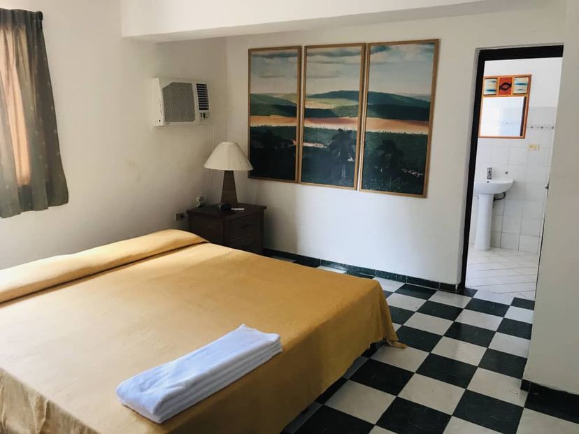 Villa Trópico, TARARÁ, No. 605. House for rent - Casa Particular in TARARÁ