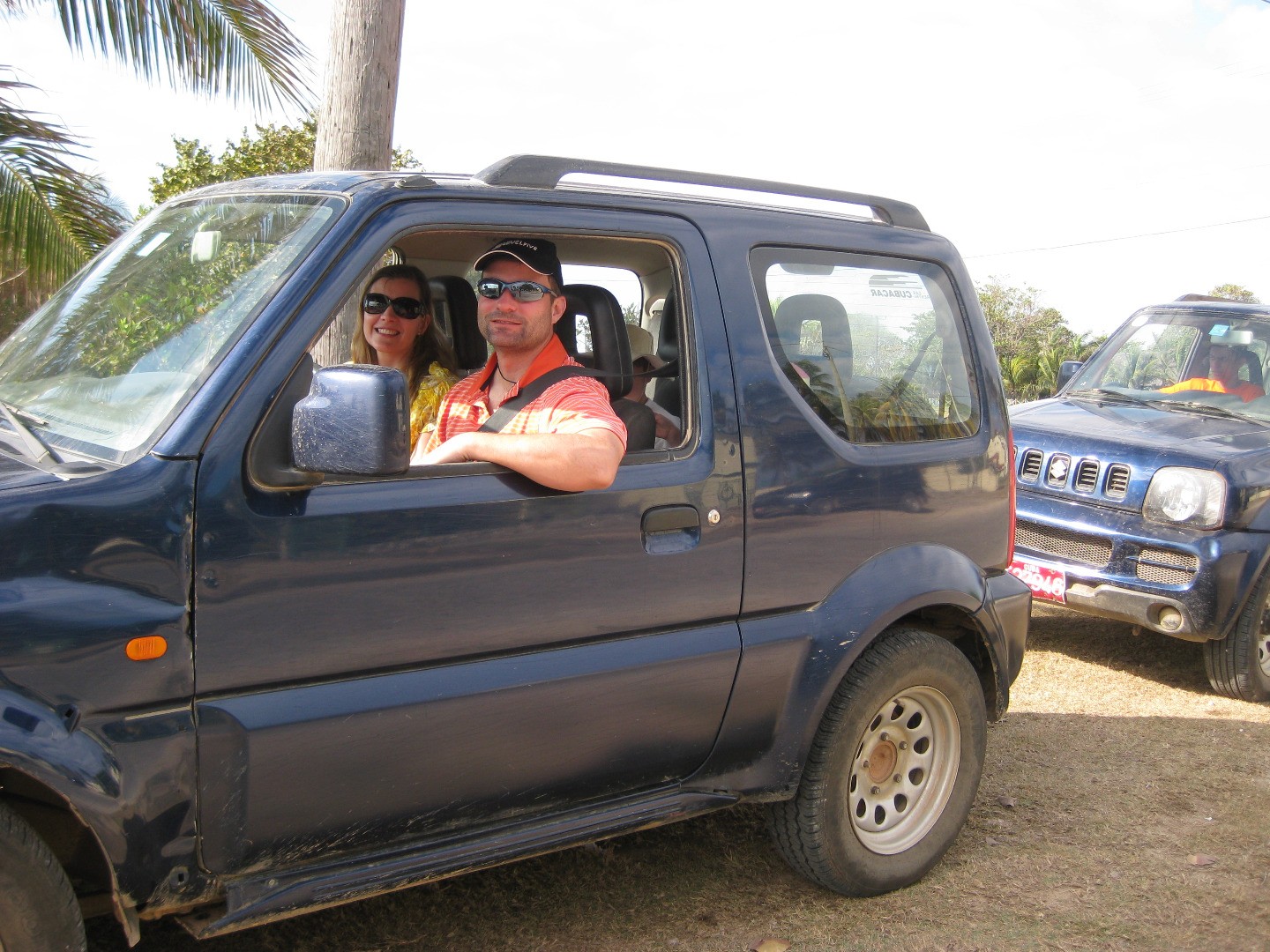 Jeep Safari “PUESTA DEL SOL EN JEEP 4 x 4 EN PLAYA PROHIBIDA”. Salida ...