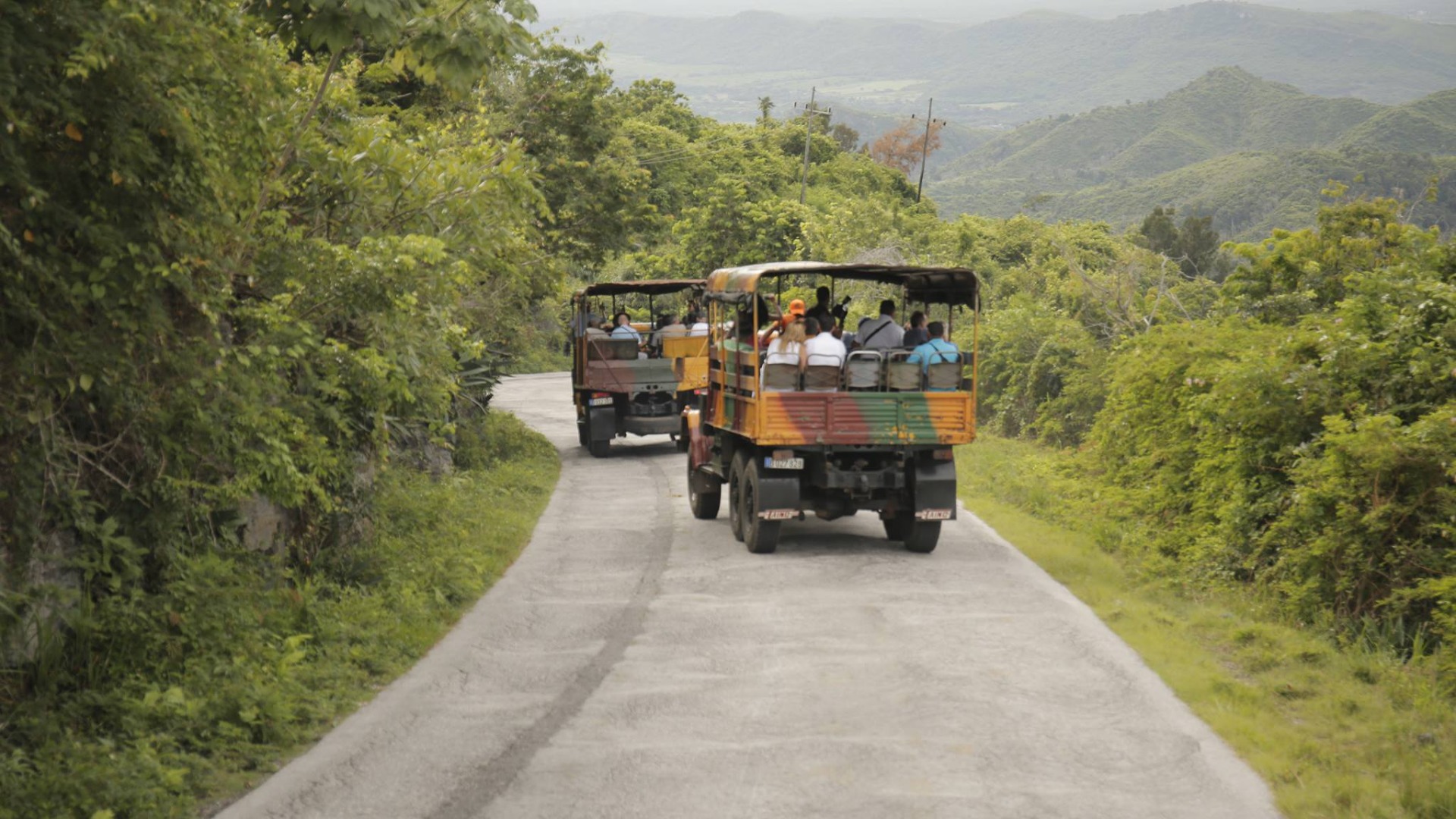 "TRINI-TOPES" Tour. Departure from TRINIDAD