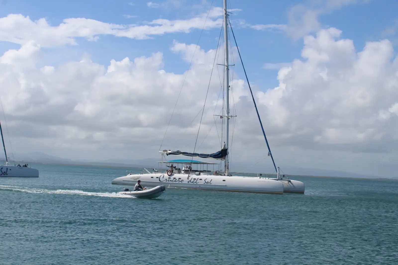 Tour "BALADE EN CATAMARAN (BLUE ADVENTURE)". Départ de PLAYA RAMÓN DE ...