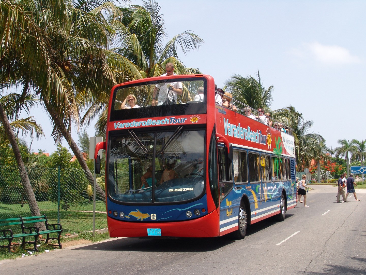 "VARADERO BEACH BUS TOUR". Departure from VARADERO