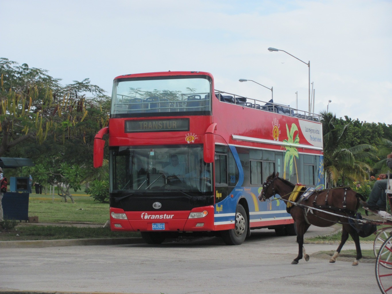 Tour "GUARDALAVACA BEACH BUS TOUR". Départ de PLAYA GUARDALAVACA
